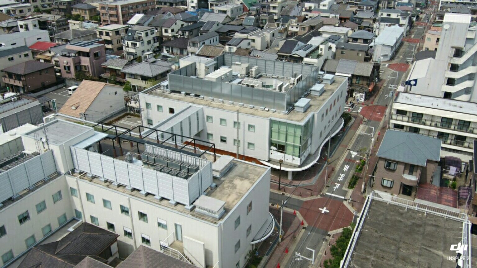 学校や病院のドローン空撮に特別な許可が必要なこと知っていますか？ | pinevalley.jp